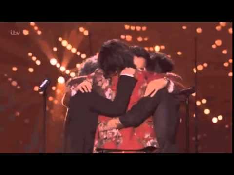New - One Direction hug on stage - X Factor Final 2015 - YouTube