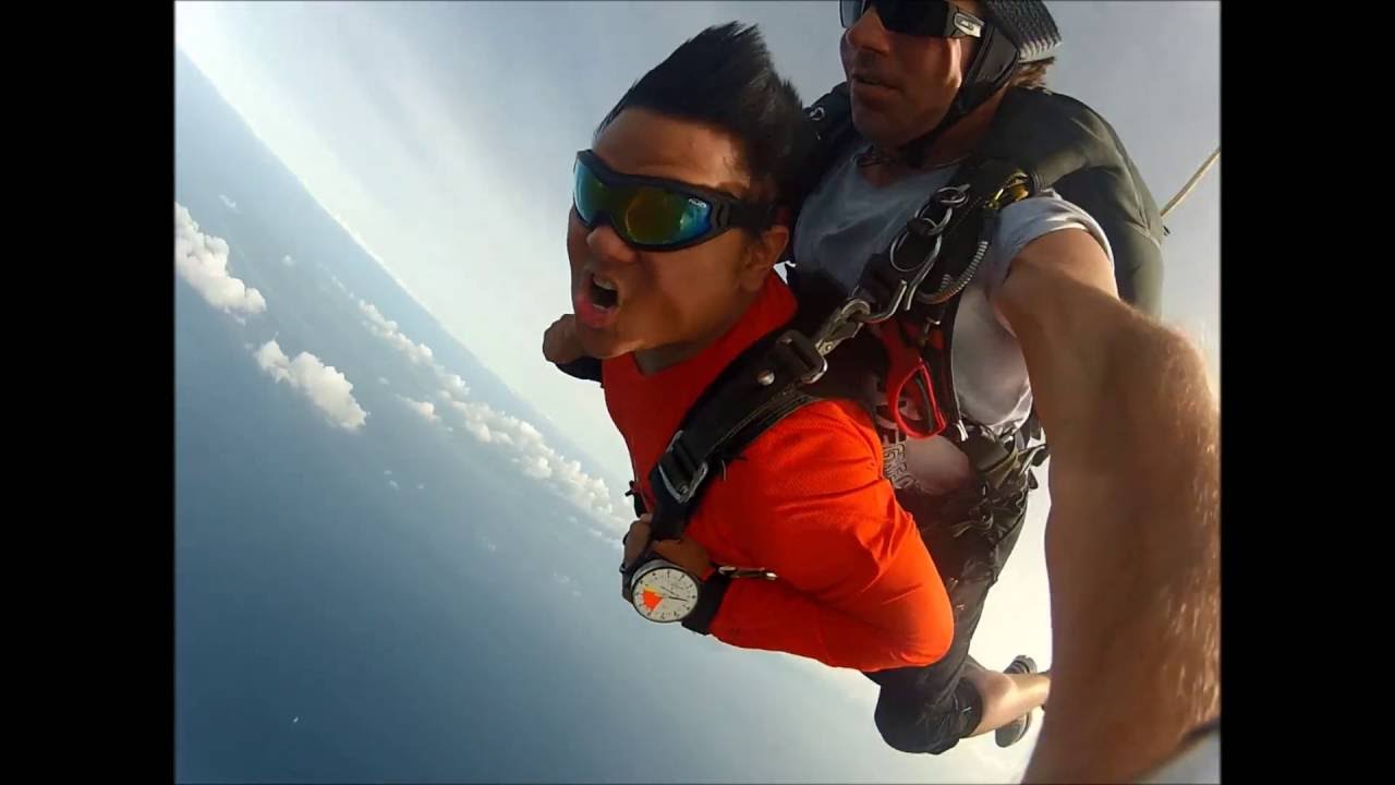 Tandem Skydive over Bantayan Island, Cebu, Philippines - YouTube