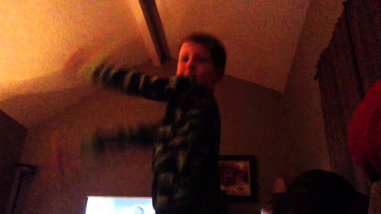 Armpit farting In the hissy!!!!!!!!!!!!!!!!! - YouTube