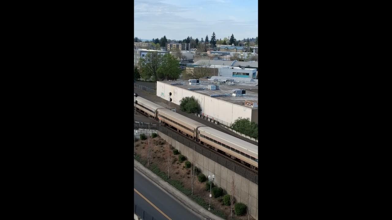 Amtrak 28 Hauling more Horizon cars east from PDX 4/5/25 - YouTube