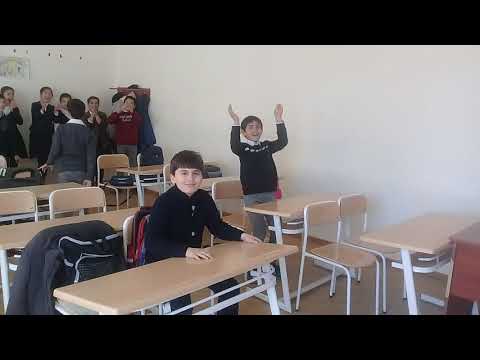 Gülməli Qalx-otur oyunu  (Diqqət yoxlama)