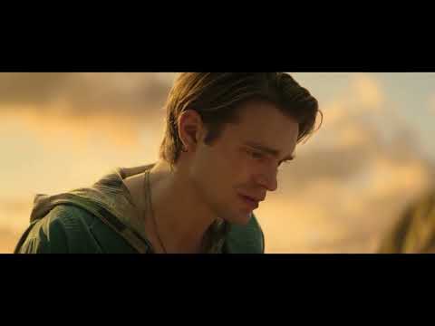 A true love kiss brings Snow White back to life