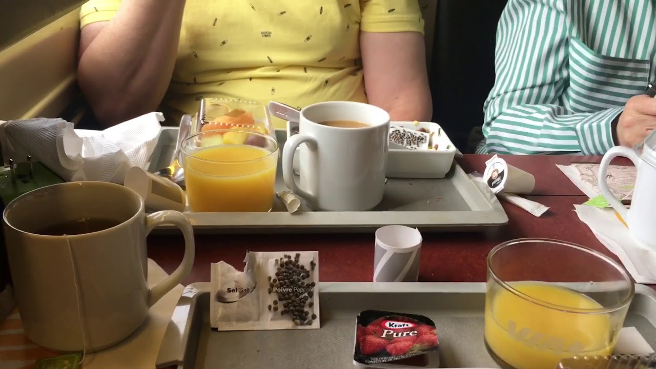 Bumpy train ride on VIA Rail Canada - YouTube