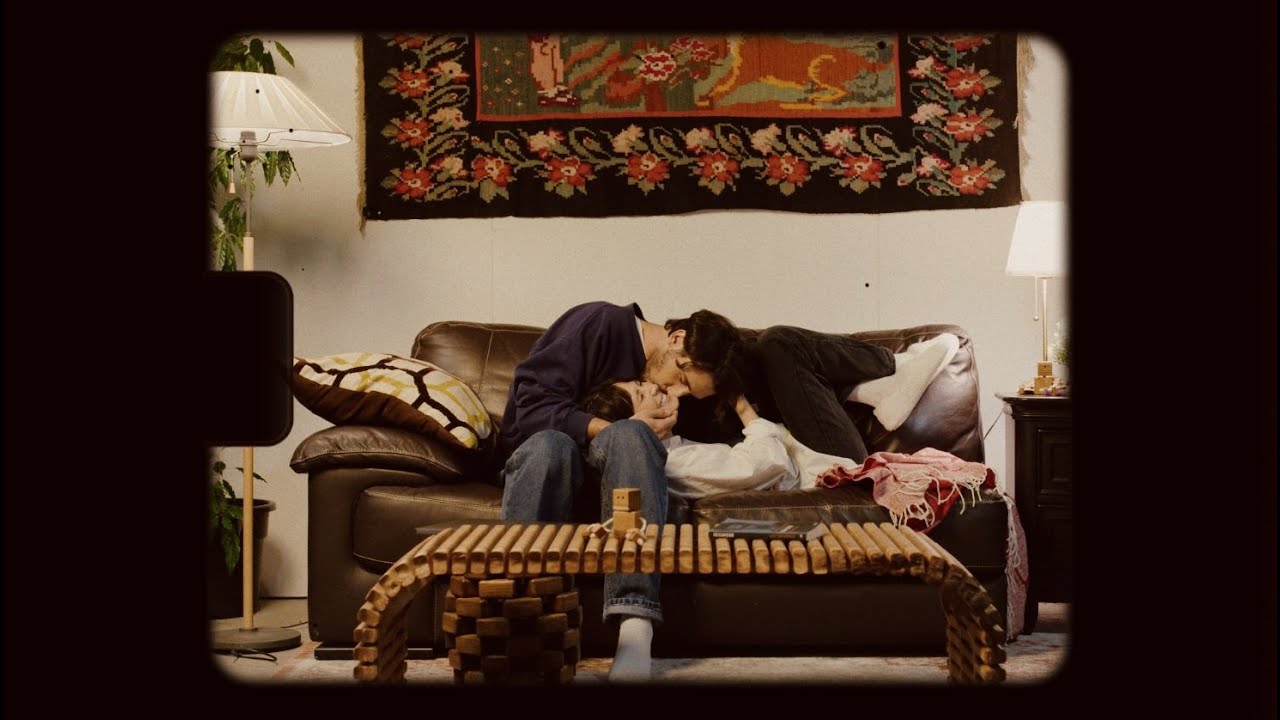 Ulizana - Adăpost |Official video - YouTube