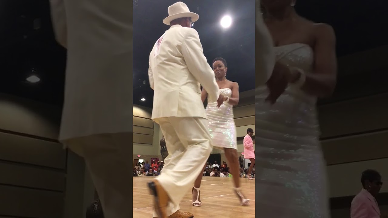 WLSC 2017 Chicago Style Steppin - YouTube