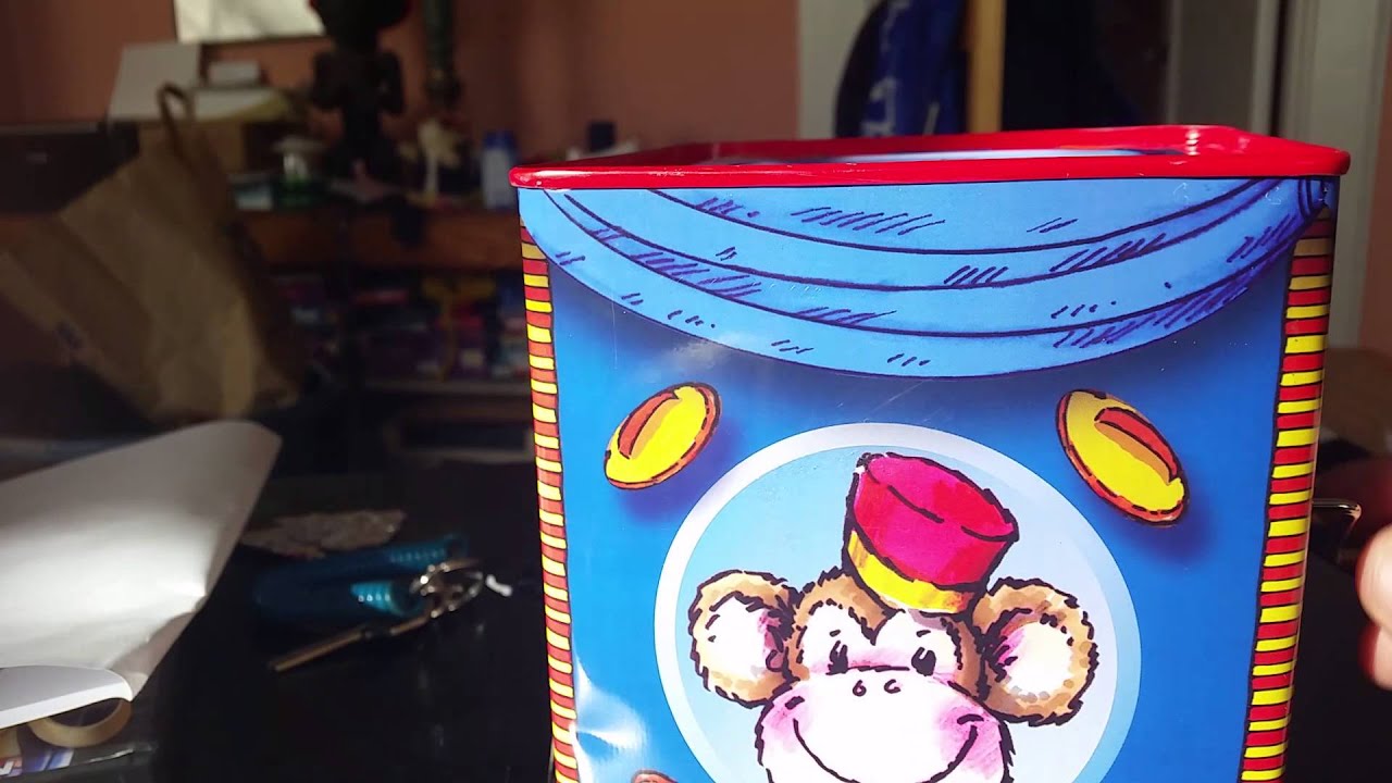 Bolz Jack in the box Monkey - YouTube