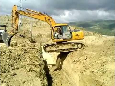 Maquinaria pesada, replanteo de zanjas.. - YouTube