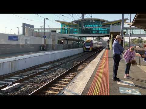V/Line Vlocity Traralgon Service Arriving at Dandenong and departing ...