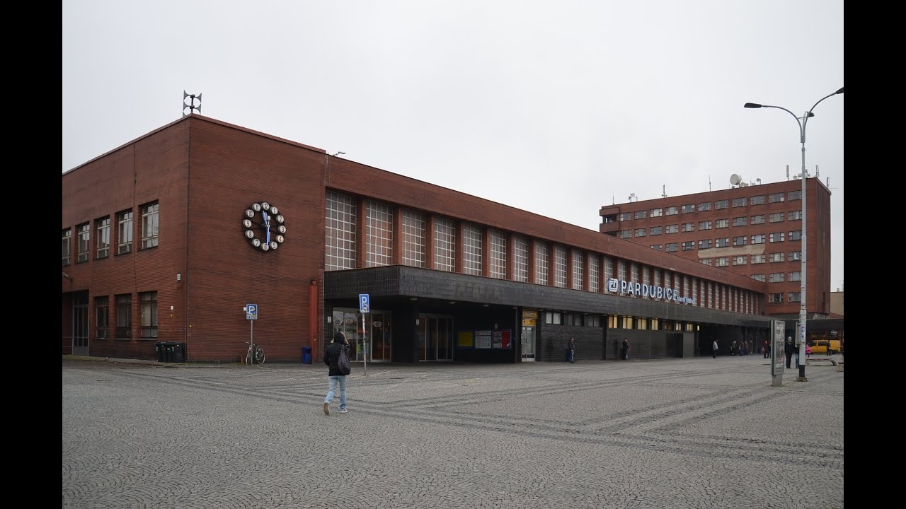 Nádraží a nějáké to hlášení: Pardubice hl. n., HaVIS Alexander Postler ...