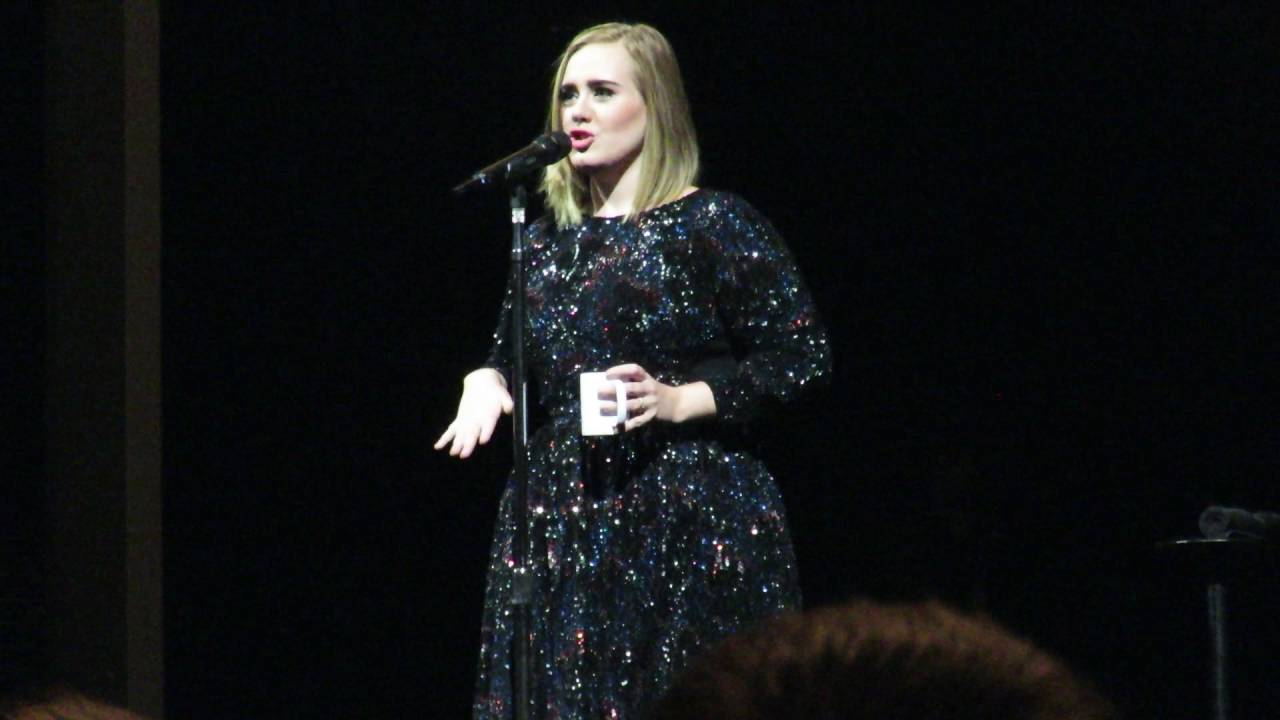 Adele waving, talking about her bum, and introducing Skyfall ...