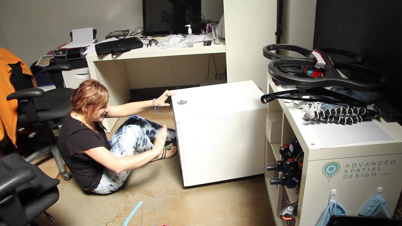 Snooping Coworkers - The Office Life - YouTube