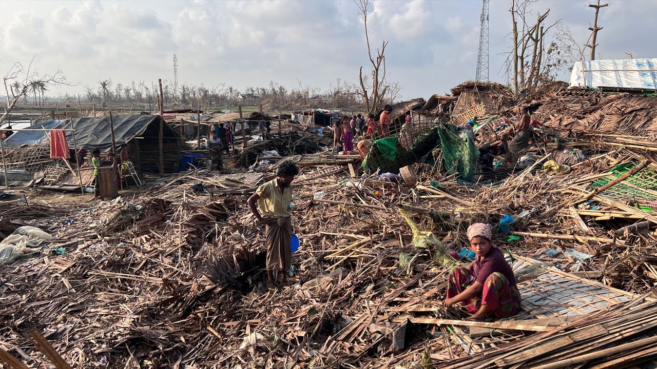 အကူအညီတွေ အမြန်ဆုံးရရှိဖို့ ရခိုင်ကမုန်တိုင်းသင့်ပြည်သူတွေ မျှော်လင့်နေ