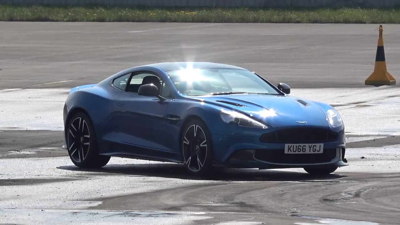 Aston Martin Event@MOD St Athan. 09-04-2017 - YouTube