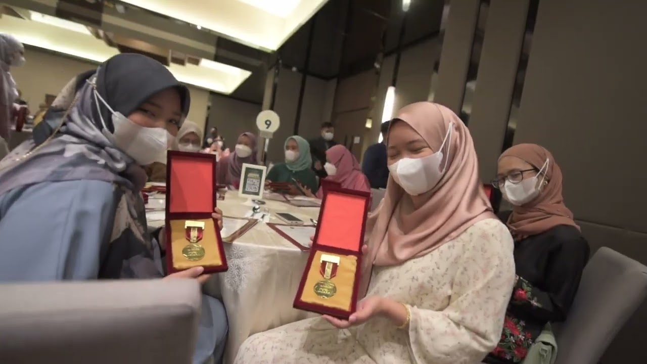 Majlis Penyampaian Anugerah Dekan & Hadiah UTMSPACE 2022 - Program ...