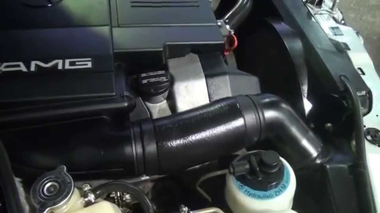 MB W124 AMG E500T Engine - YouTube