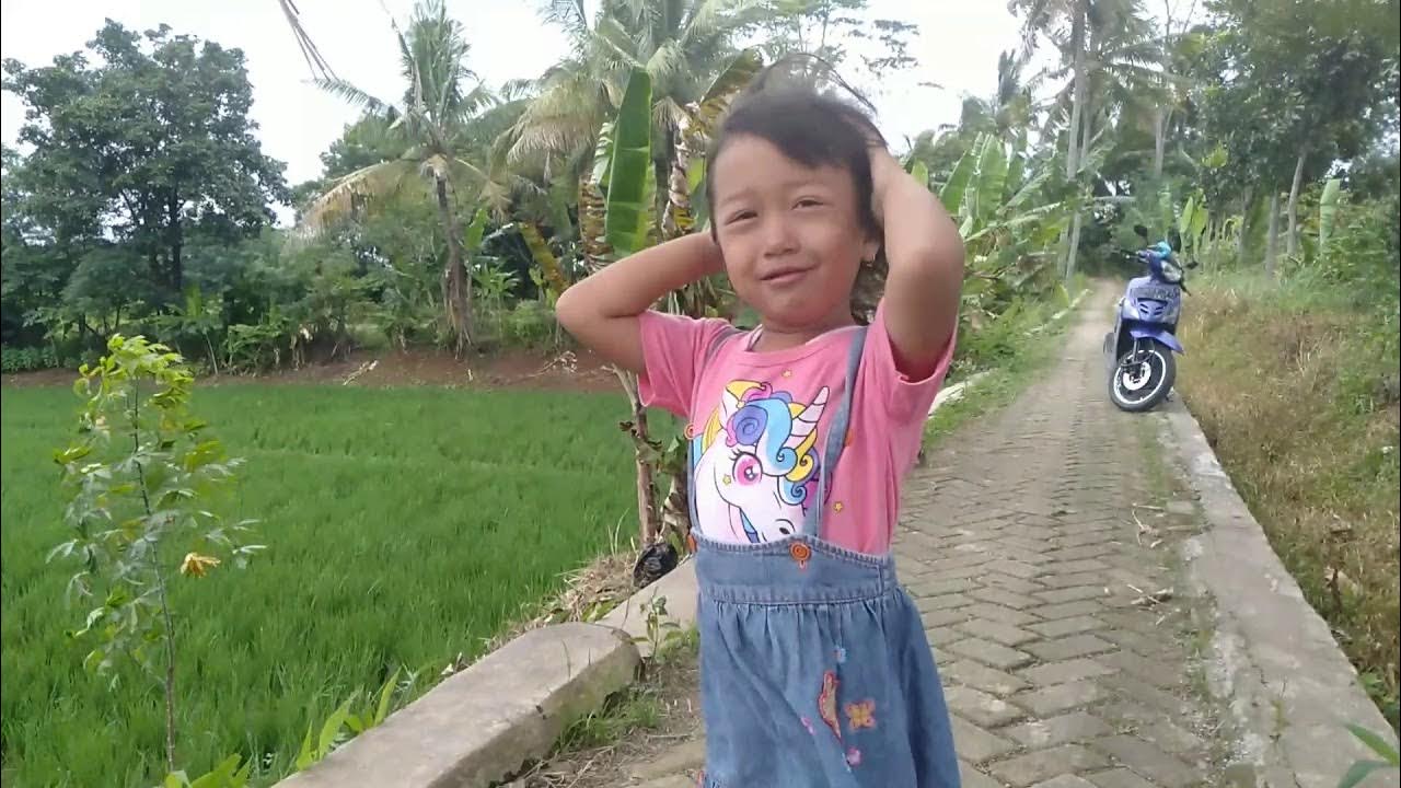JALAN JALAN KE SAWAH - YouTube