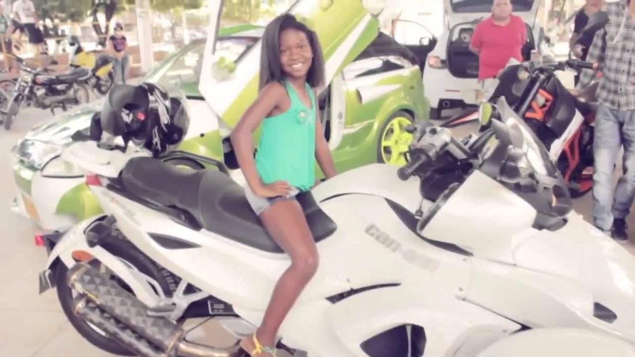 Cucha Cucha La Gente Pesada l SALSA CHOKE 2014 @SalsaySabor - YouTube