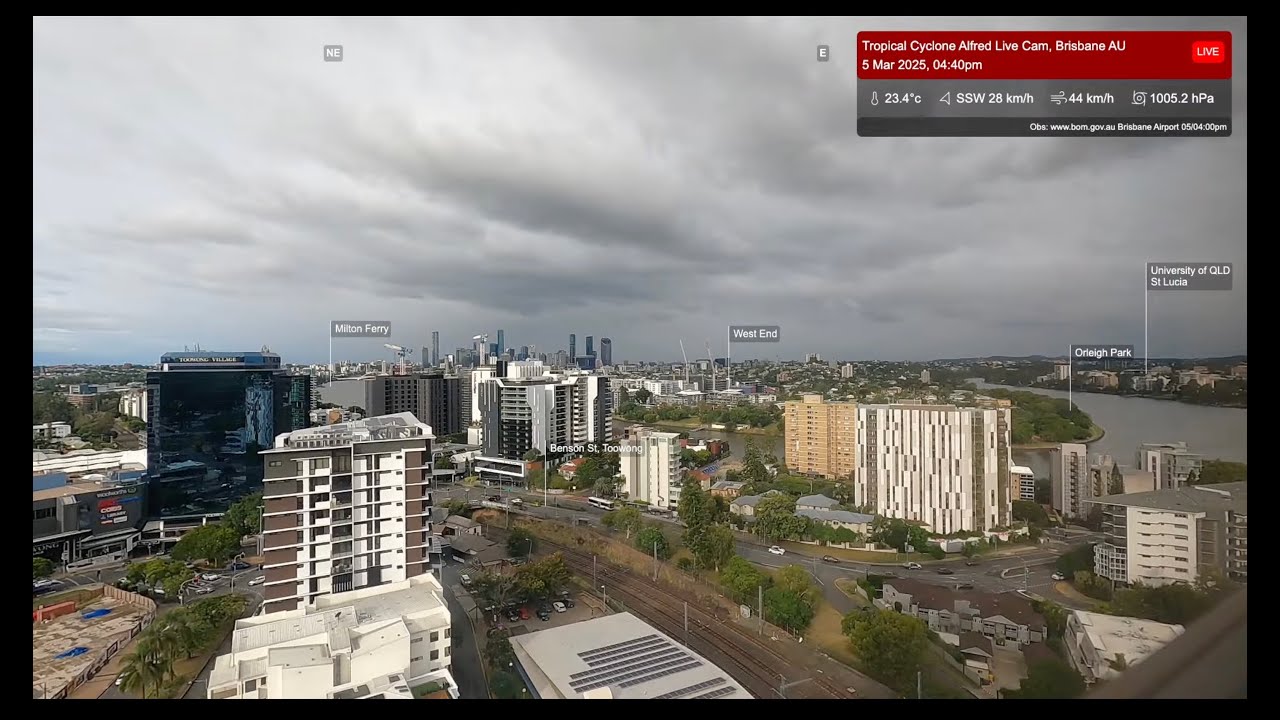 Brisbane Live Camera - TC Cyclone Alfred - YouTube