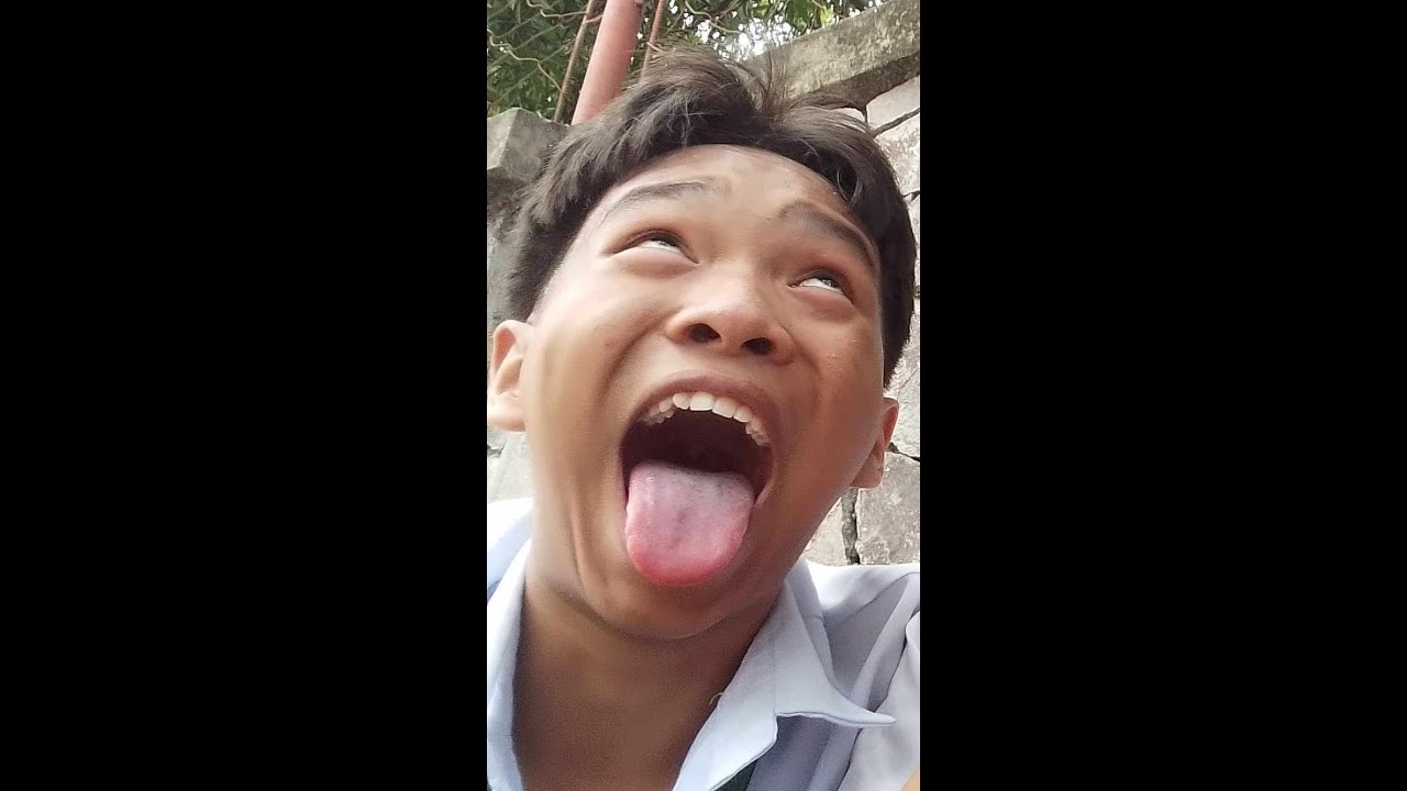 alshen play muck for first time but he think is minecraft - YouTube