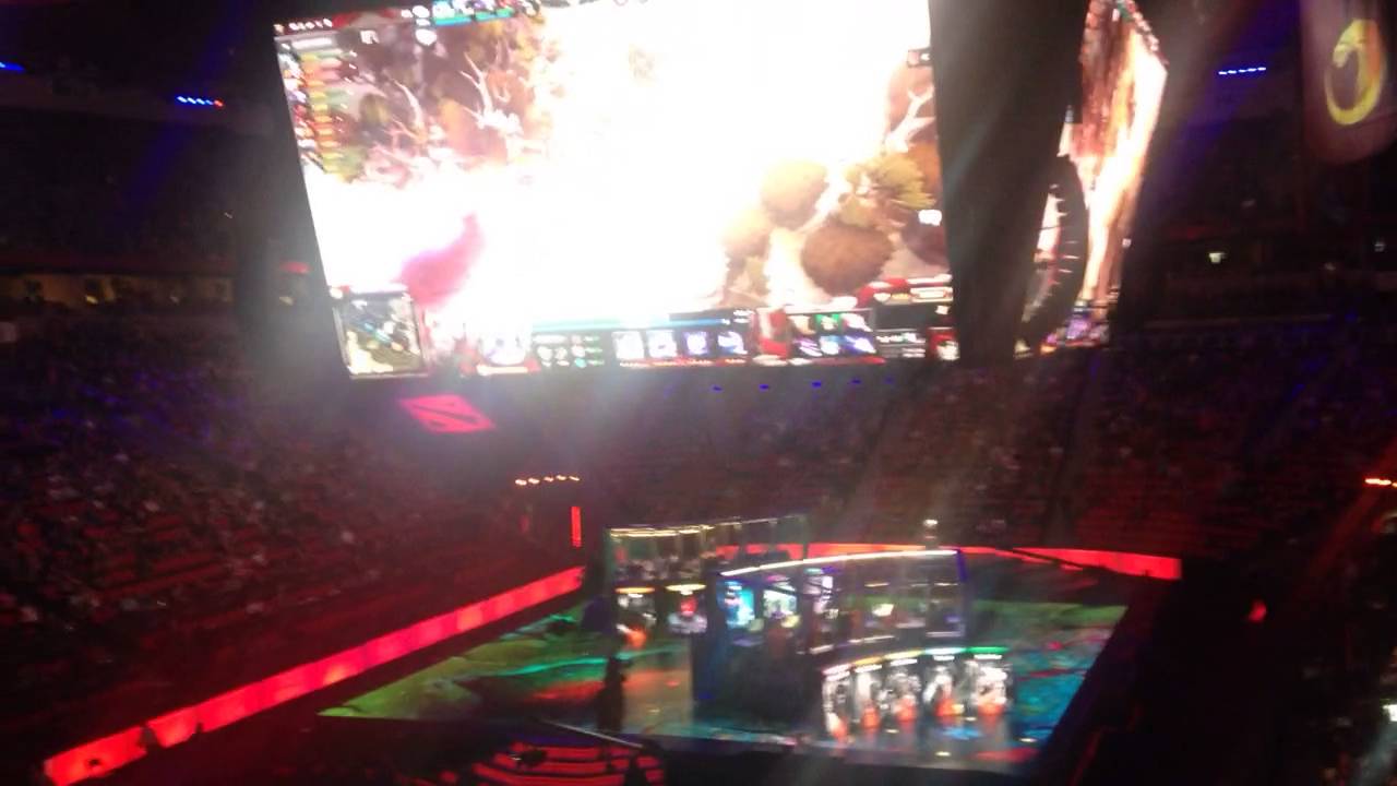 Last 2 mins from Seattle - Dota TI6 EG v EHOME game 1 - YouTube