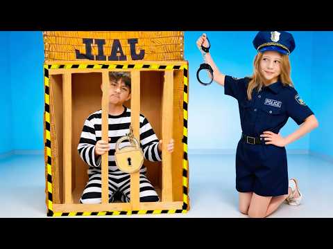 Nastya and Escape from cardboard prison challenge