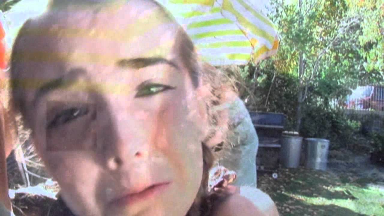 Shannon et Kelly Gibbs - YouTube