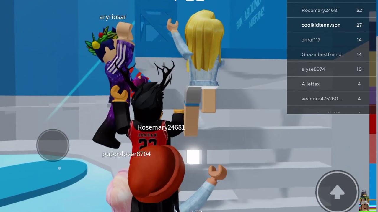 My first Roblox video I am play toh to day - YouTube