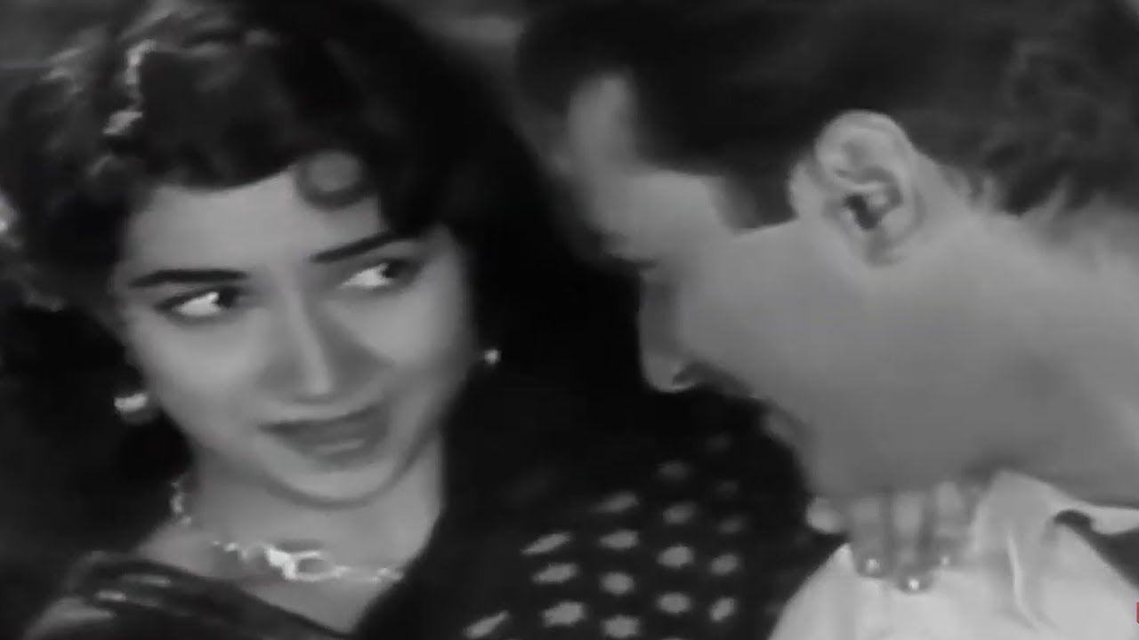 Aankhon Hi Aankhon Video Song (आँखों ही आँखों) | C .I. D (1956 film ...