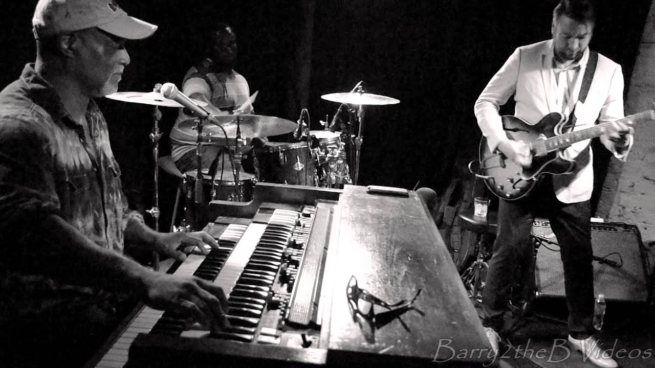 Eddie Roberts, Ike Stubblefield, Jermal Watson - Mexico City @ The One ...