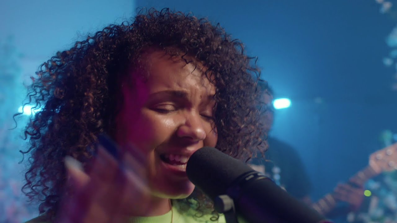 Kali Claire - Good Love - YouTube