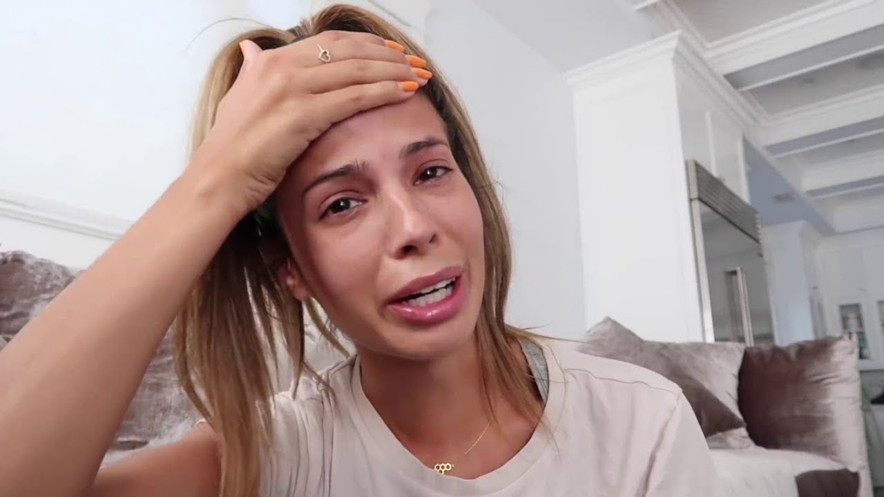 LAURA LEE APOLOGY | CURB YOUR ENTHUSIASM - YouTube