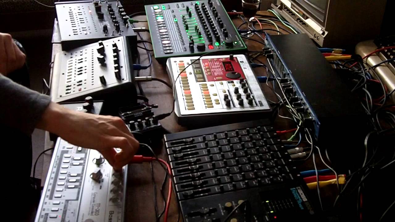 3 x 303 Clones v0.9 - YouTube