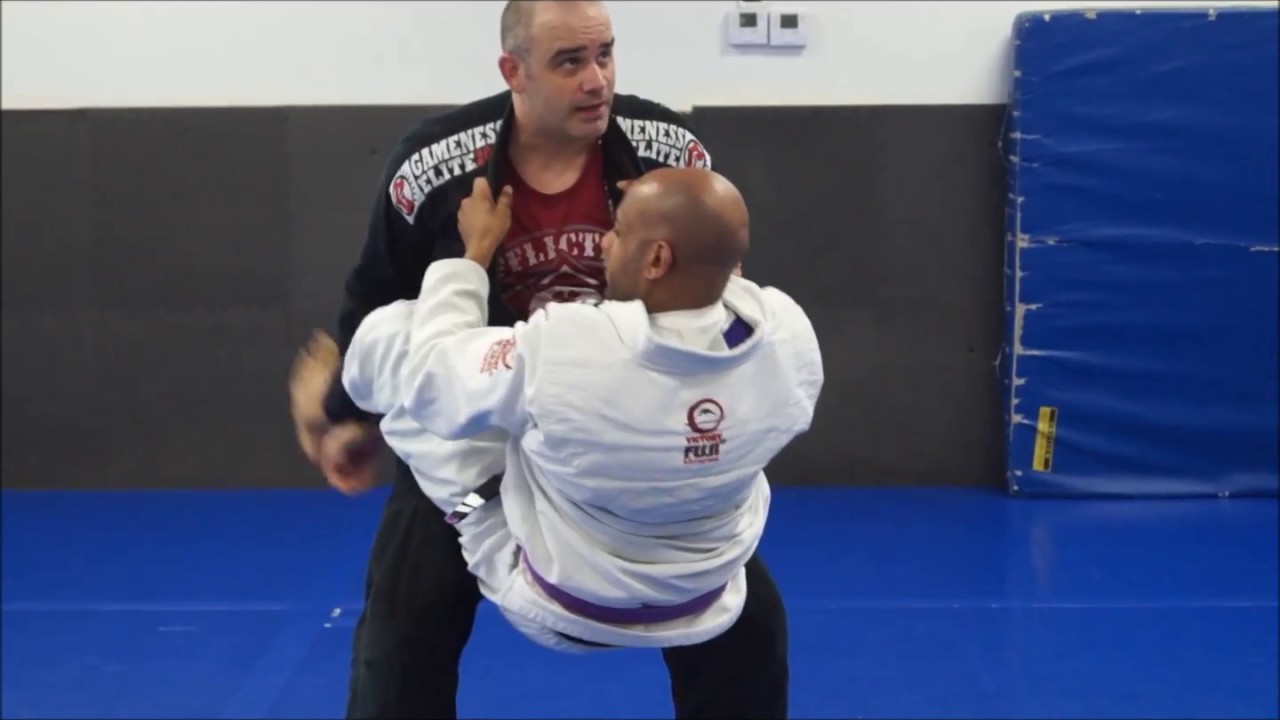 Posture & Opening the Guard -Lesson 26 - YouTube