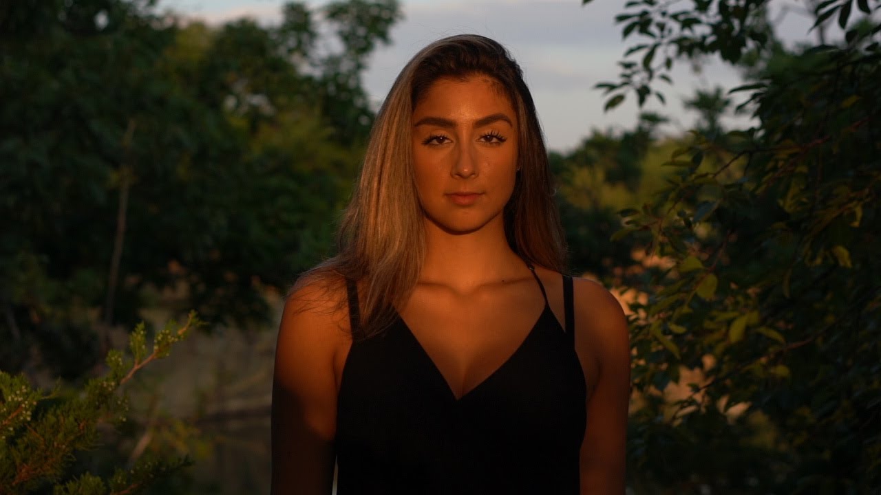 DELANEY PORTRAIT VIDEO | SONY A7Siii | SONY ZEISS 50mm 1.4 - YouTube