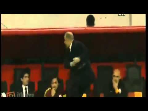 Fatih Terim'den Su Şişesi