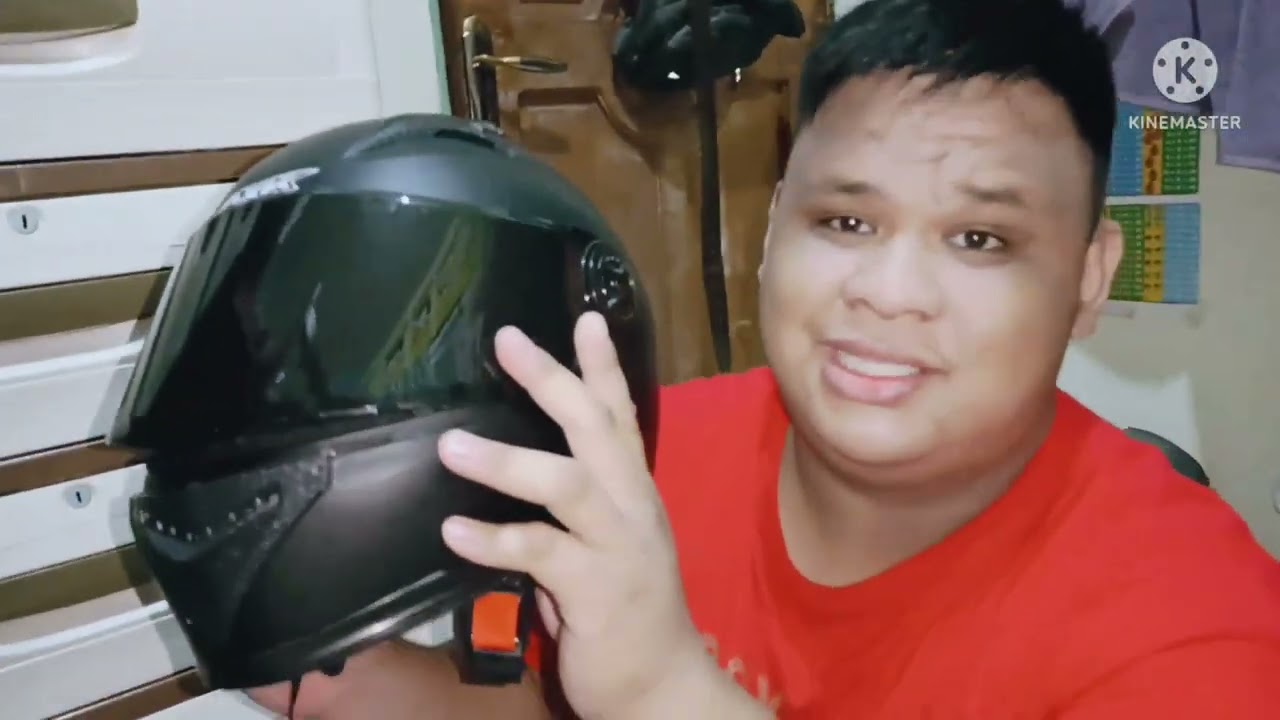 AXK Helmet Unbox and review - YouTube