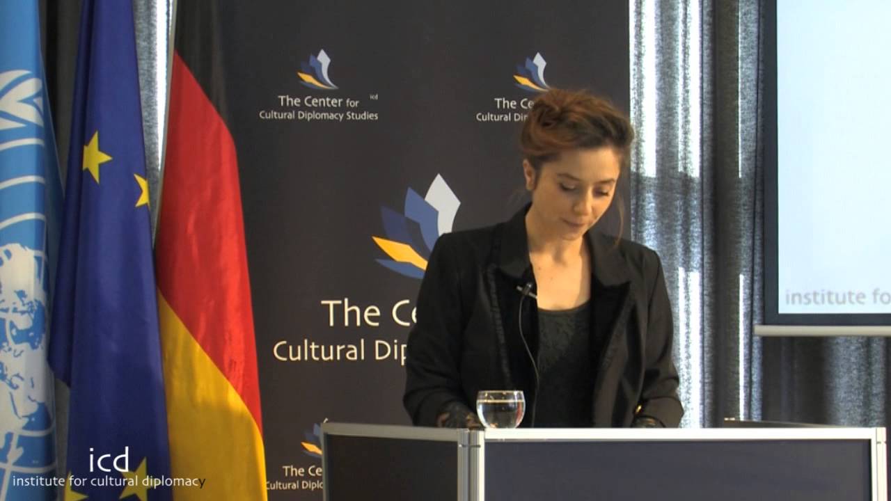 Cosmina Stratan, Romanian actress - YouTube