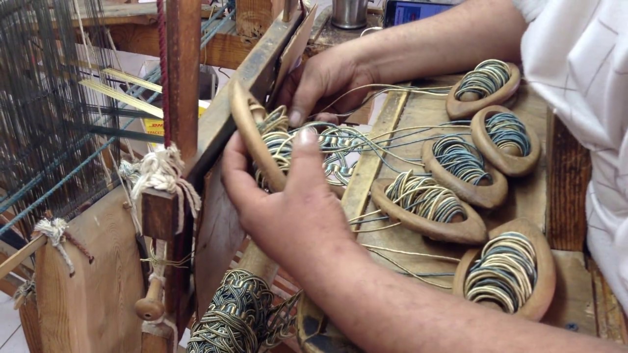 Loom Room - YouTube