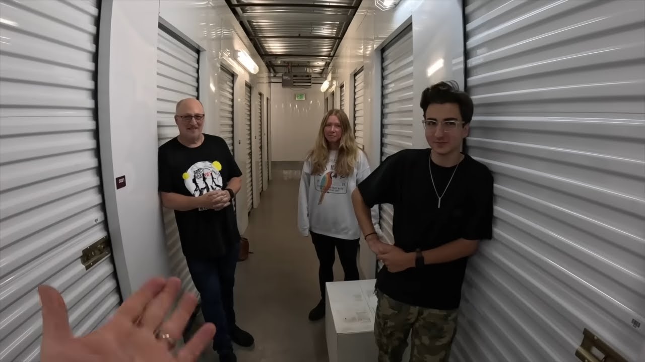 STORAGE TREASURES Found Abandoned In Storage Unit For Years - YouTube
