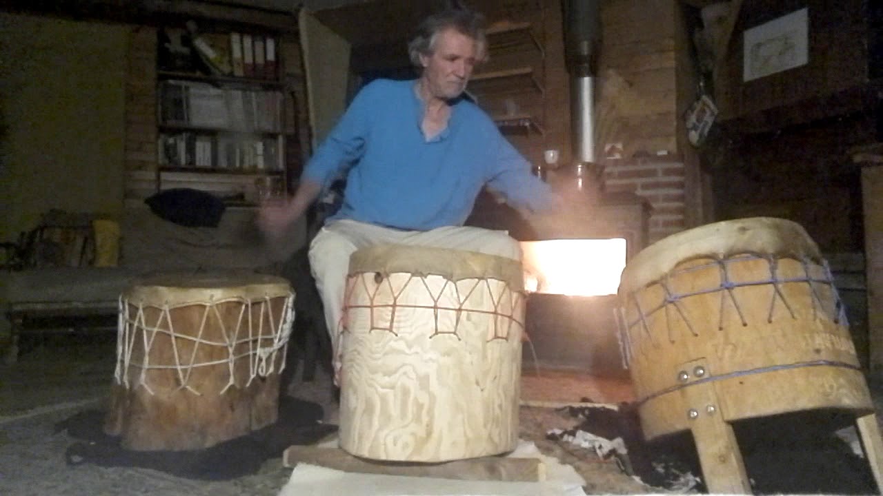 Les 3 grands Tambours - YouTube