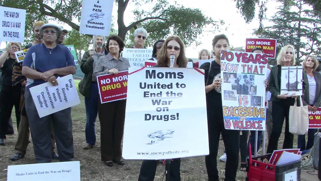 Moms United To End The War On Drugs Rally And March - YouTube