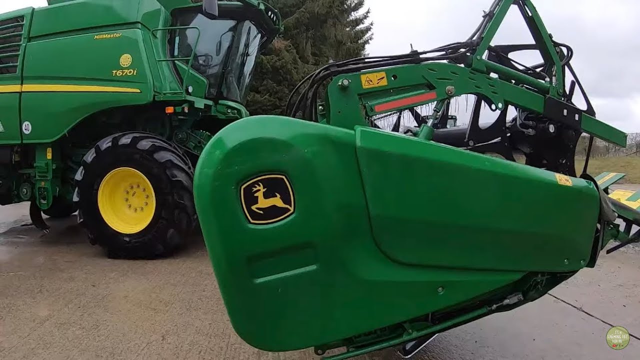 Servicing the combine & spraying roundup 21/02/21 - YouTube