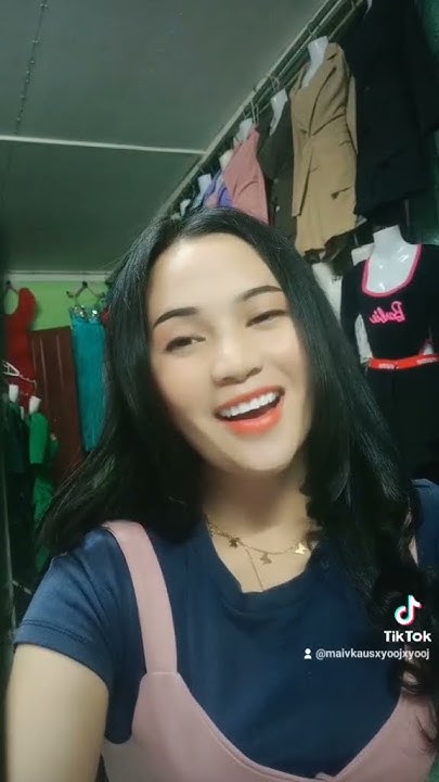 maiv kaus xyooj - YouTube