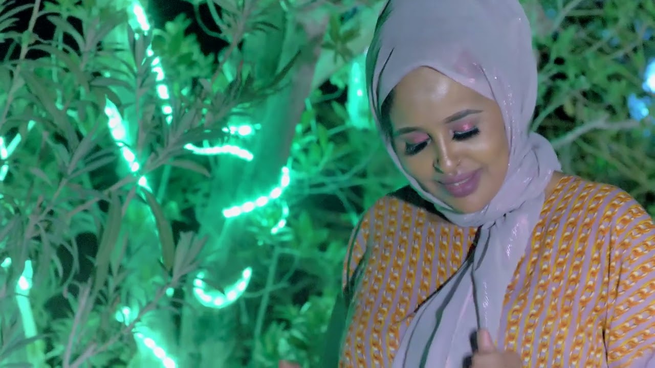 FARXIYA FISKA ANAA ISAGA ARKOODAY NEW OFFICIAL VIDEO 2022 - YouTube