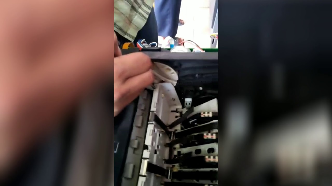 Tangan Robot ATM Wincor - YouTube