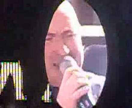 Genesis Live in ROme 2007 - I Can't Dance - YouTube