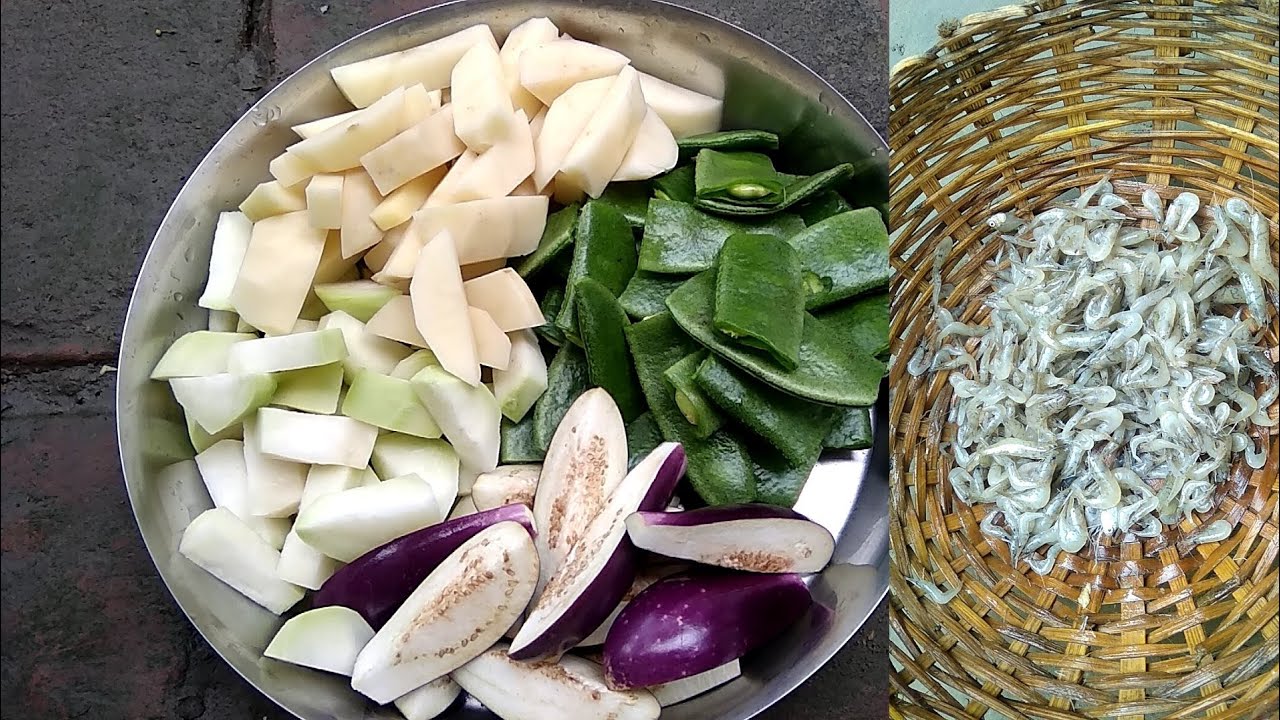 kucho chingri diye olkapir torkari/ shalgom recipe with small prawn ...