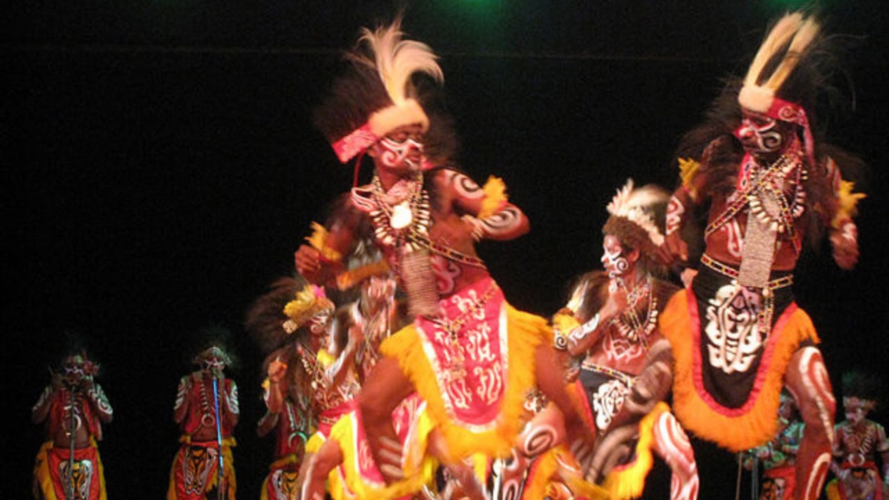 Instrumen Papua Sajojo - YouTube