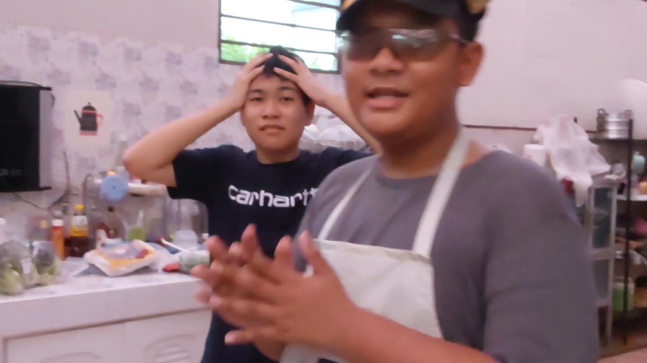 Hell cook EP.7 with Mr Shark Omu(ไม่)rice หมู - YouTube