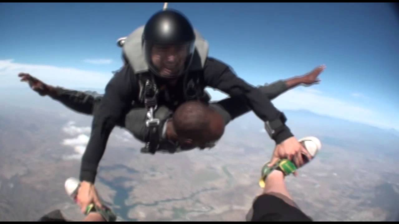 Traneil Jackson SKYDIVES!!!! - YouTube
